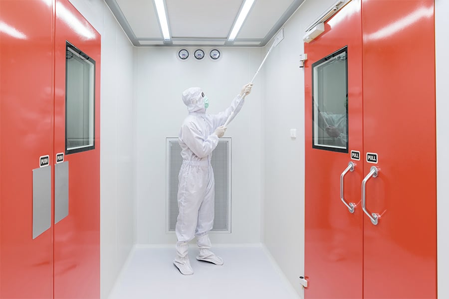 Top 4 Essential pieces of Cleanroom Equipment - ISO Cleanroom